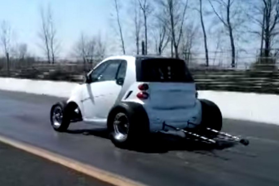 smart fortwo με V8 κινητήρα από Chevrolet (video) - AutoGreekNews