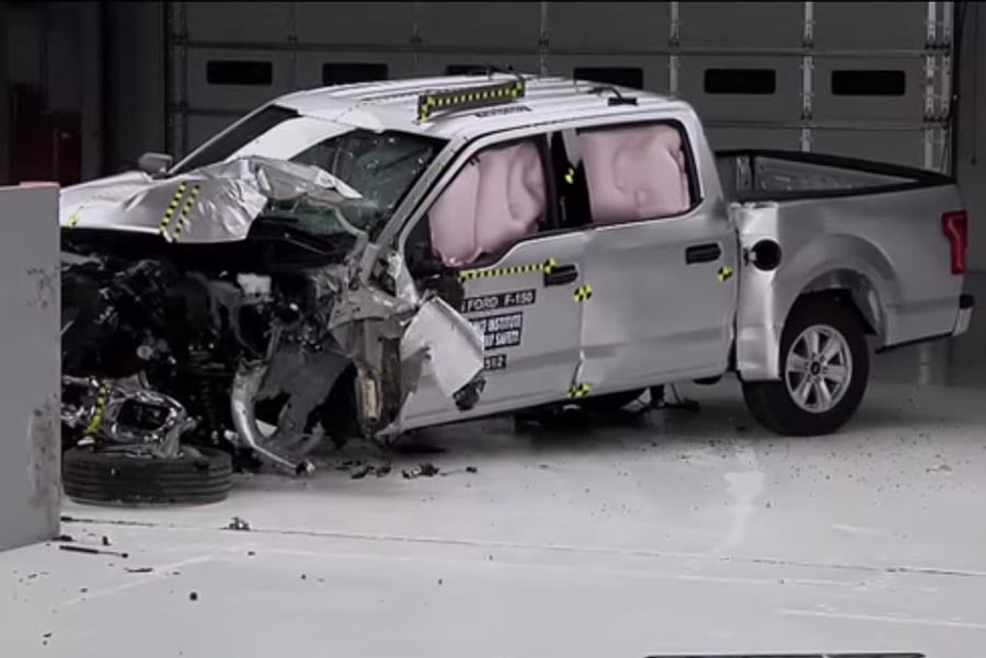 Πόσο ασφαλές είναι το νέο Ford F-150 στα crash tests; (+video ...
