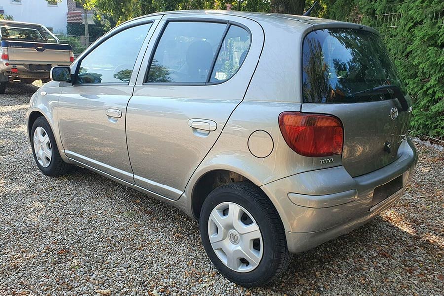 Ευκαιρία Toyota Yaris 1.3 του 2003 με 32.000 χλμ. - AutoGreekNews